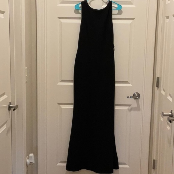 Lulus | Dresses | Lulus Black Ball Gown | Poshmark
